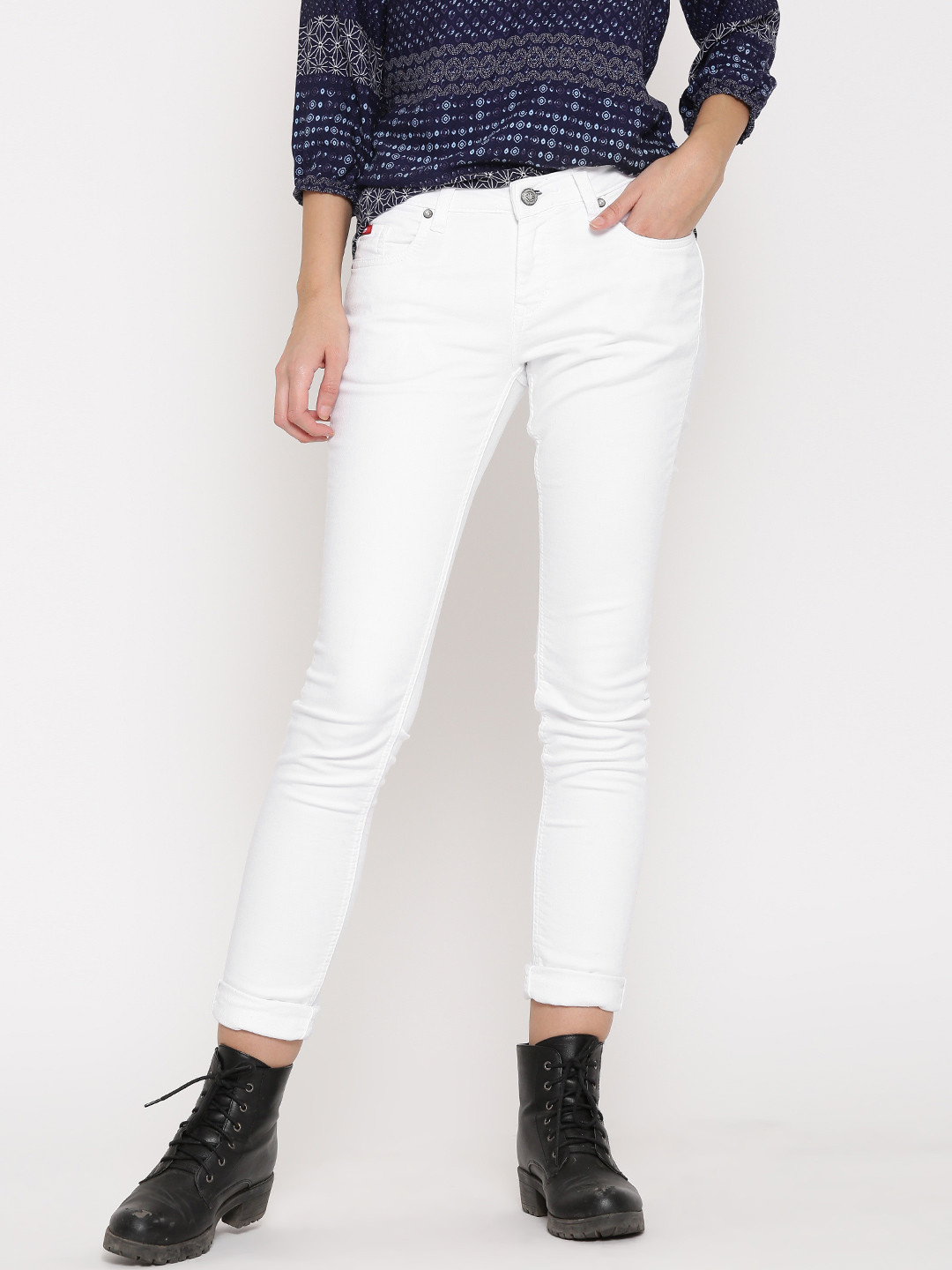 Buy Lee Cooper Women White Slim Fit Low Rise Clean Look Jeans - Jeans ...