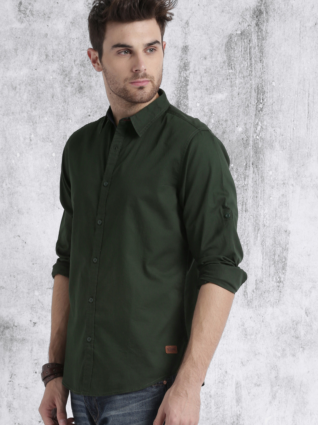 Buy Roadster Men Green Solid Casual Shirt - Shirts for Men 1773620 | Myntra