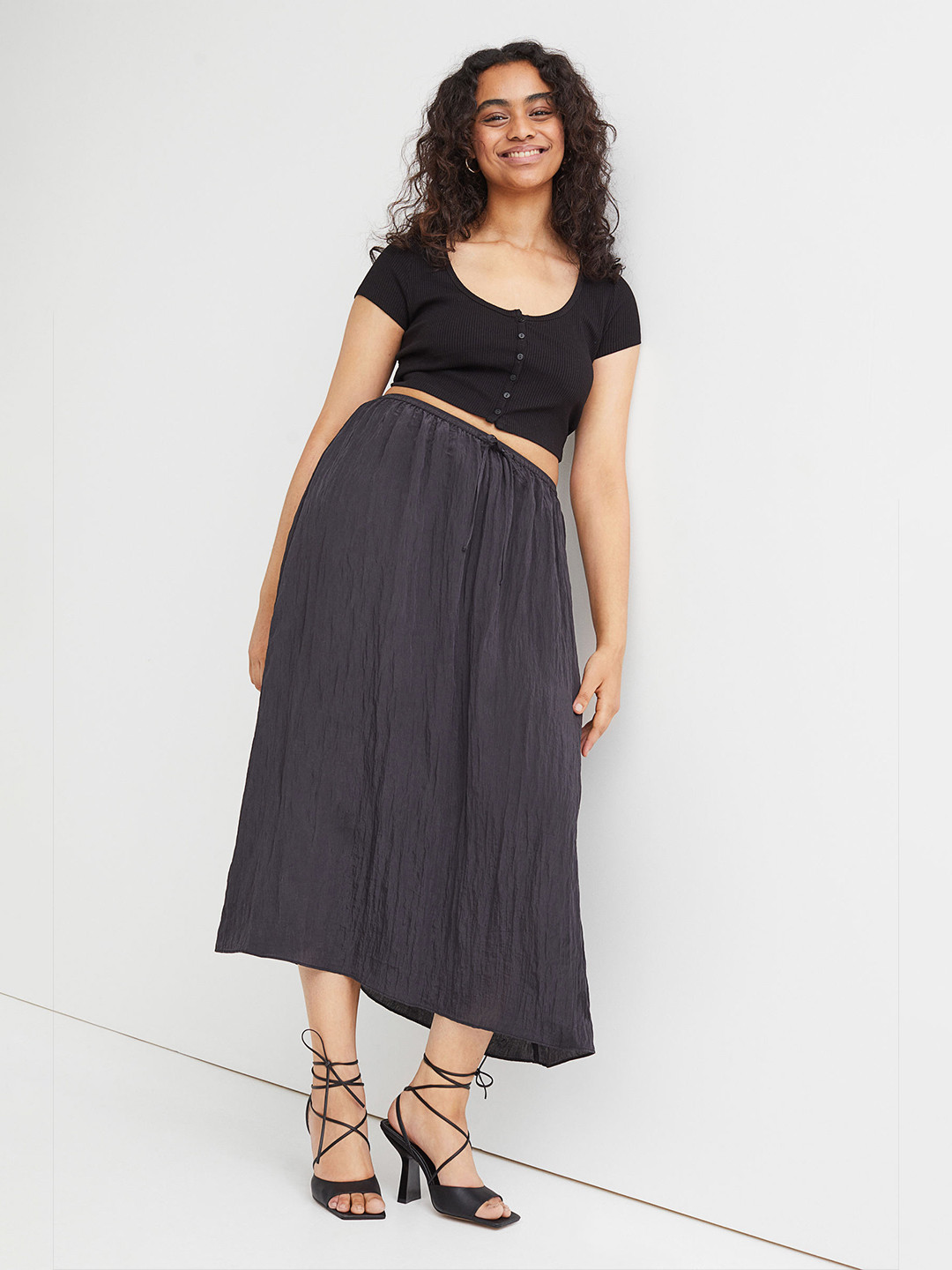 Buy H&M Women Black Cropped Top - Tops for Women 17883584 | Myntra