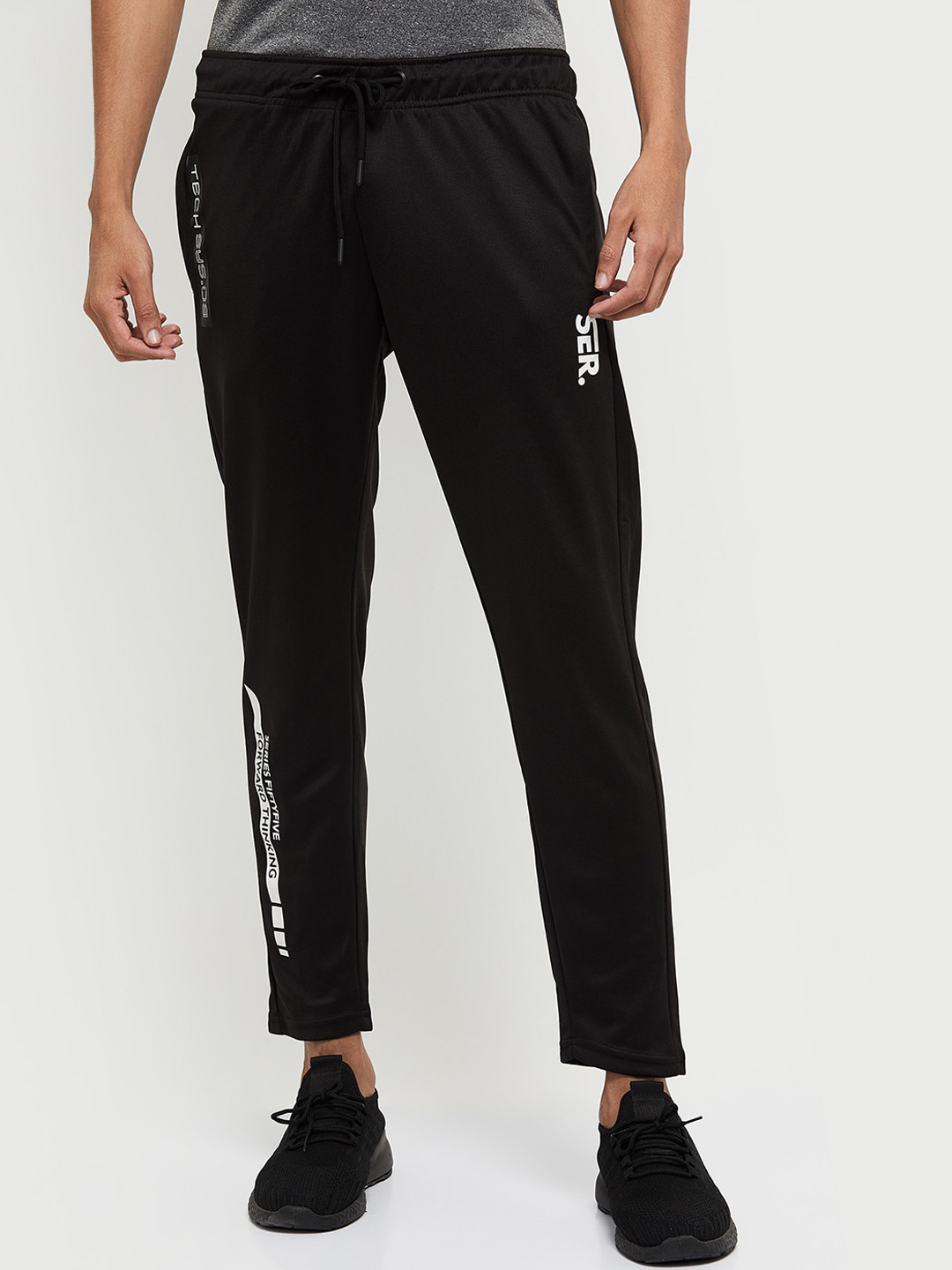 Buy Max Men Black Solid Track Pant - Track Pants for Men 17891950 | Myntra