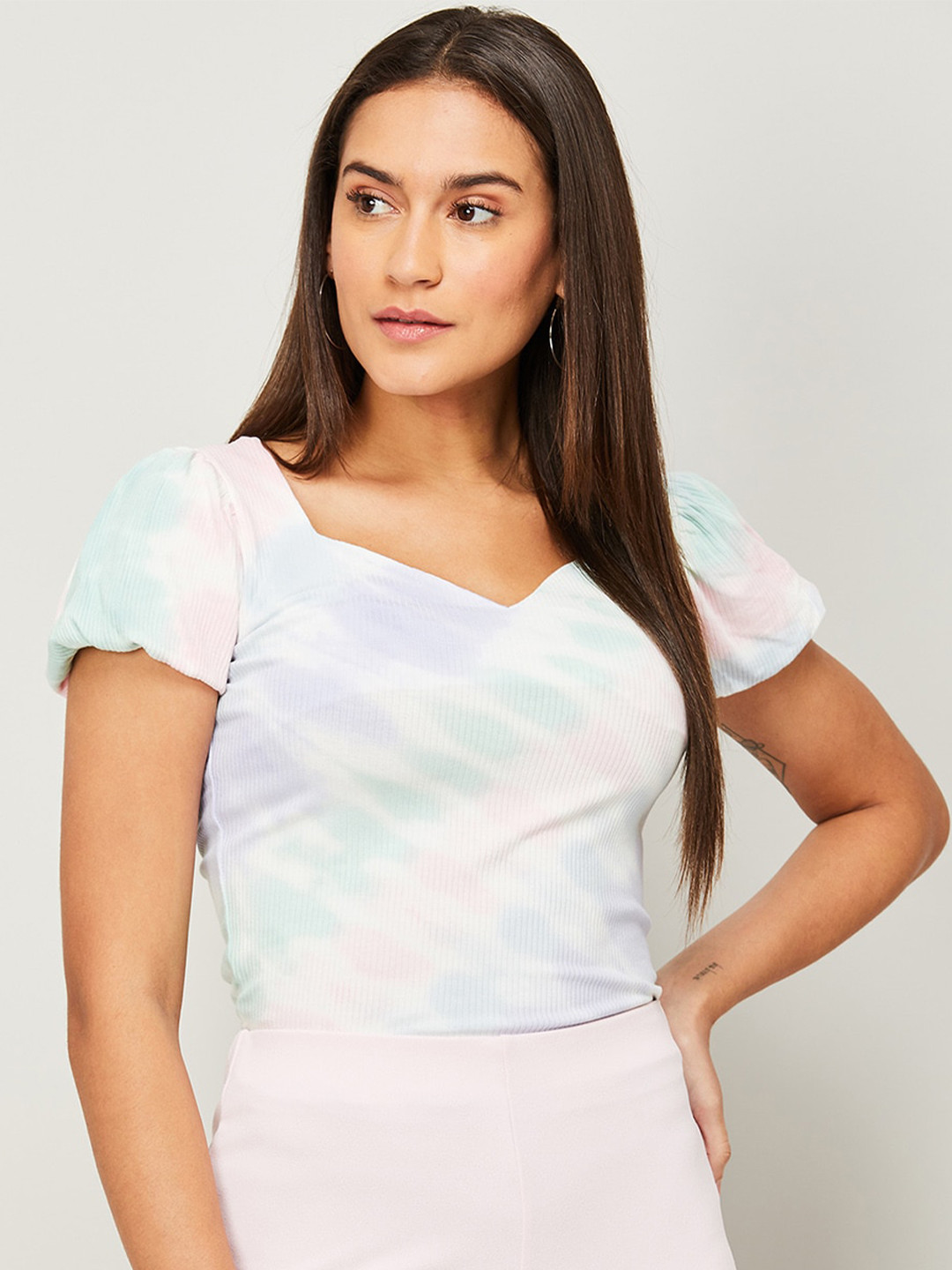 Buy Ginger By Lifestyle White & Pink Tie And Dye Sweetheart Neck Top ...