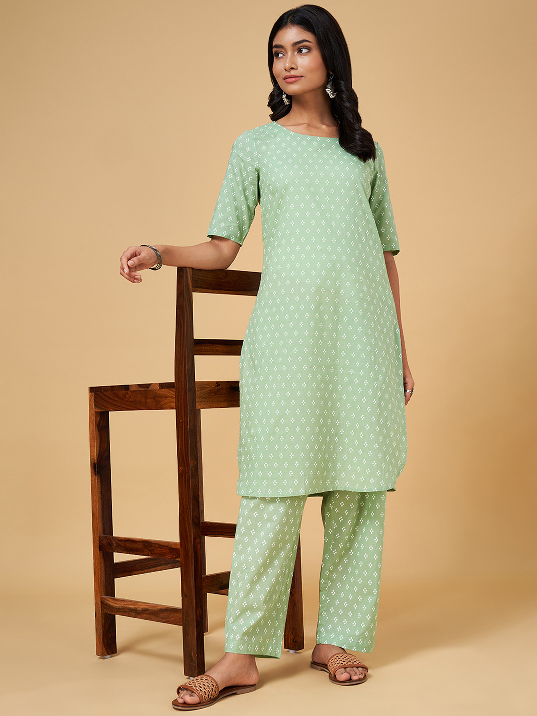 Buy RANGMANCH BY PANTALOONS Women Green Printed Pure Cotton Kurti With ...