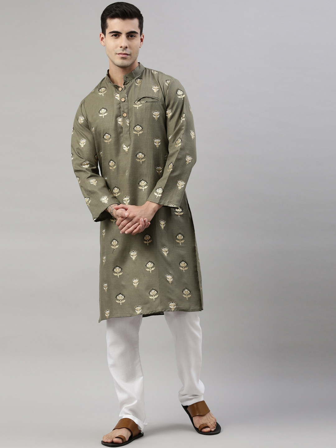 Buy ORUS Men Green Floral Printed Kurta With Pyjamas - Kurta Sets for ...