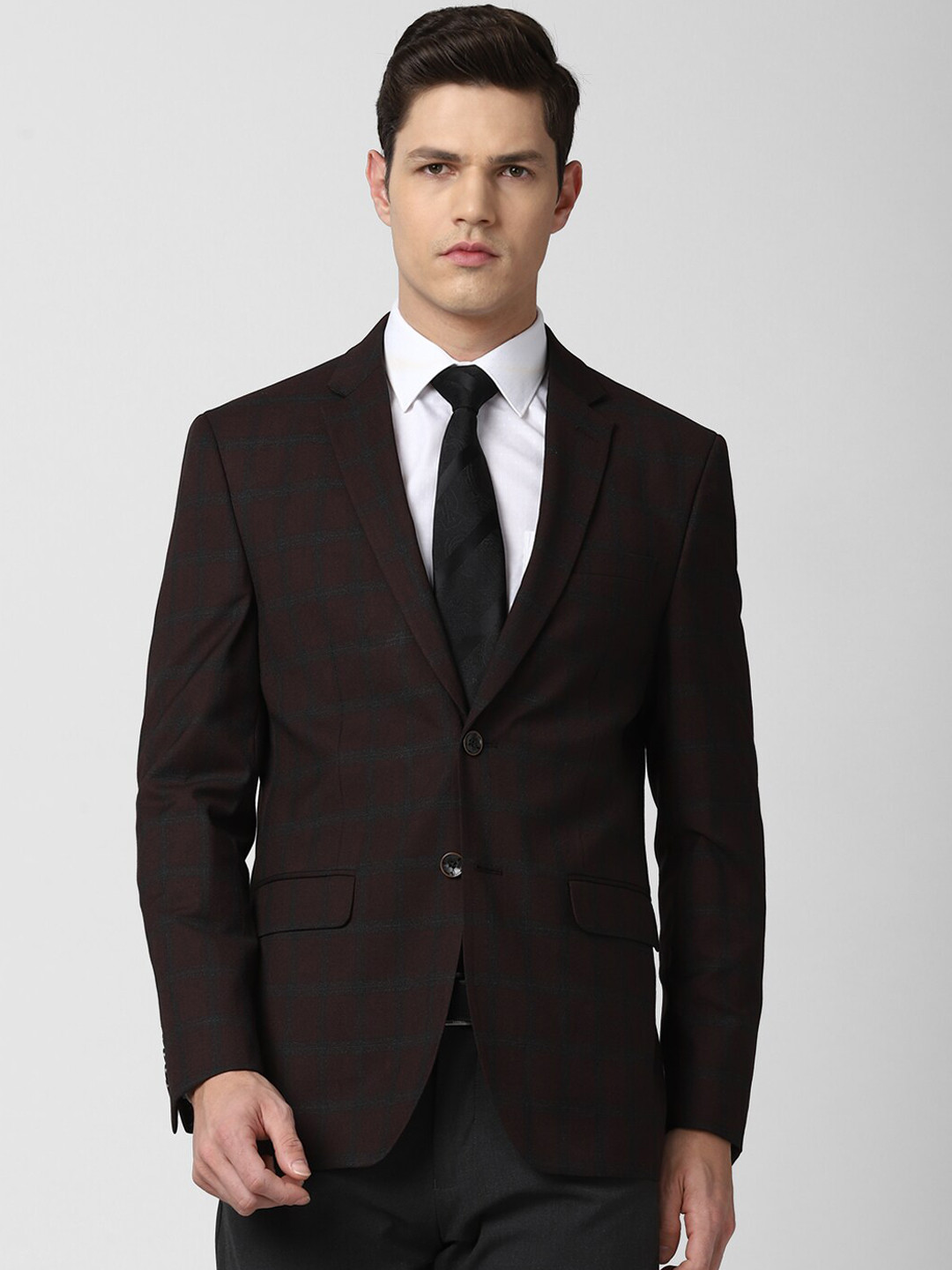 Buy Van Heusen Men Maroon Checked Slim Fit Single Breasted Formal ...