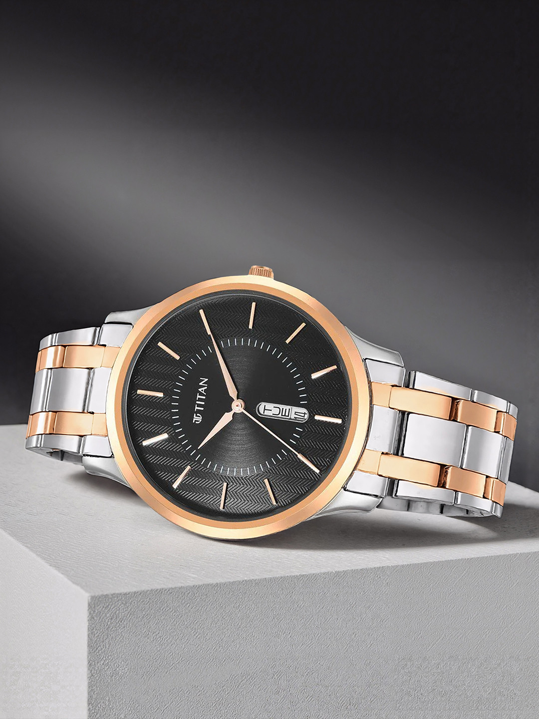 Buy Titan Men Black Dial & Multicoloured Stainless Steel Bracelet Style ...