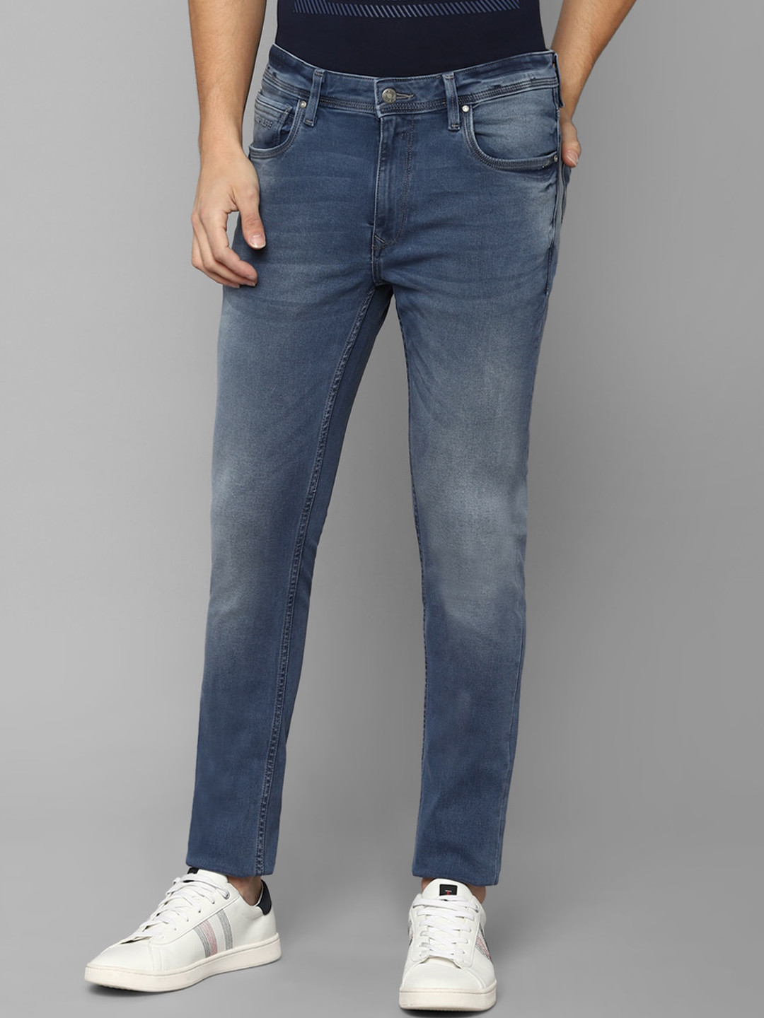 Buy Louis Philippe Jeans Men Blue Slim Fit Light Fade Jeans - Jeans for ...