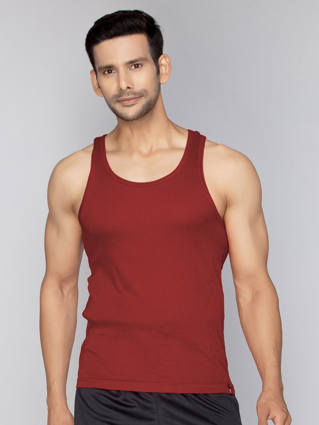 Buy XYXX Men Solid Nova Super Combed Cotton Red Round Neck Innerwear ...