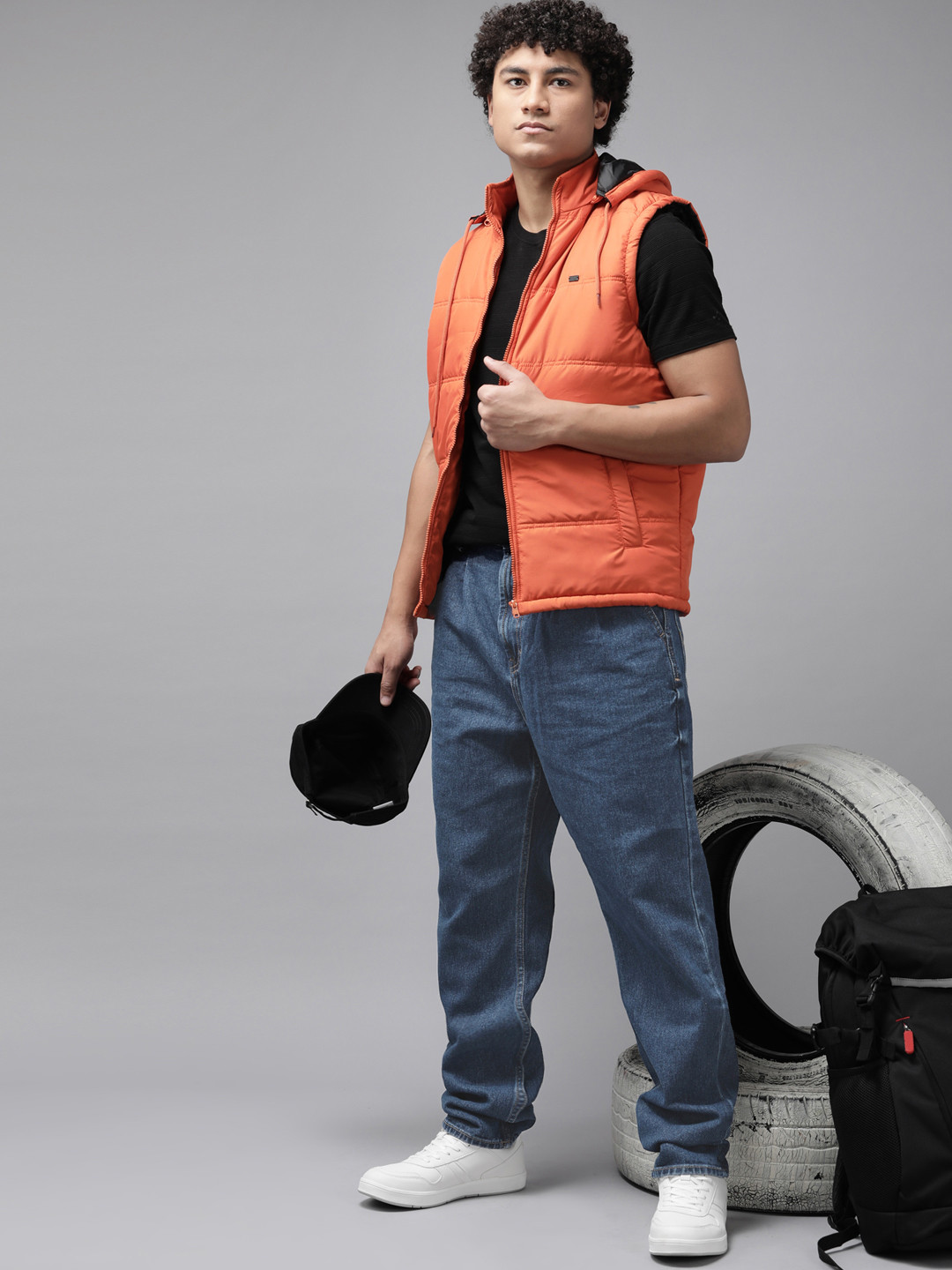 Buy The Roadster Lifestyle Co Men Loose Fit Mid Rise Non Stretchable ...