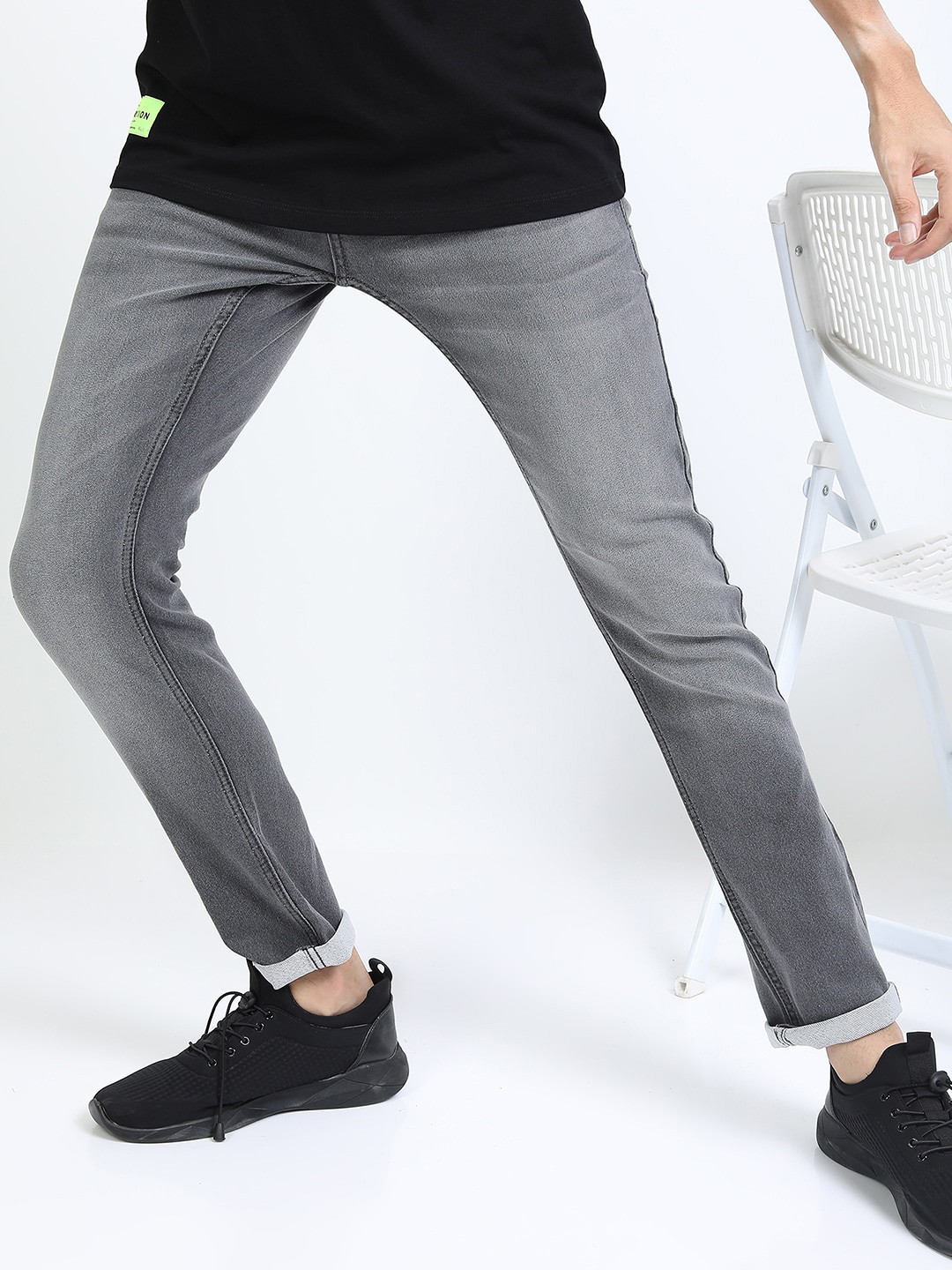 Buy KETCH Men Grey Slim Fit Clean Look Light Fade Stretchable Jeans ...