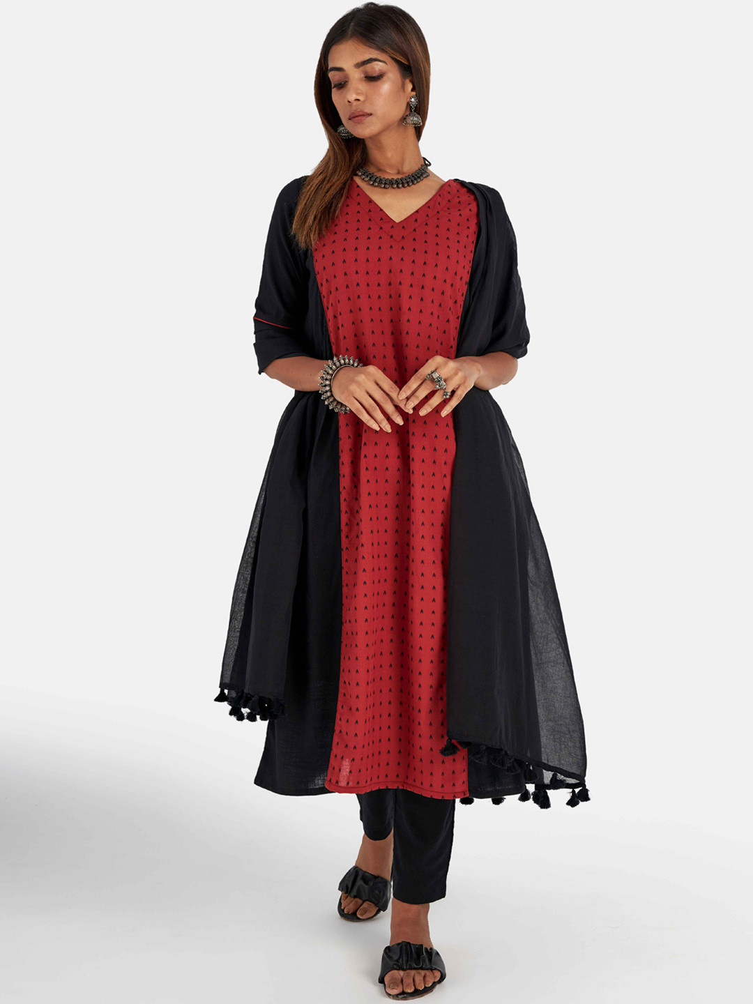 Buy Suta Women Black Ethnic Motifs Pure Cotton Kurti With Trousers ...