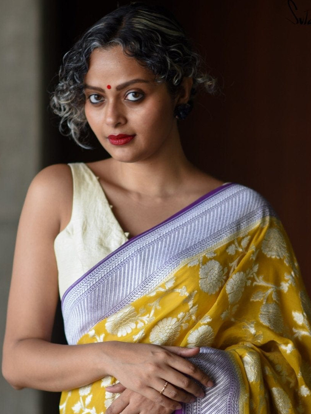 Buy Suta Women Off White Solid V Neck Saree Blouse - Saree Blouse for ...