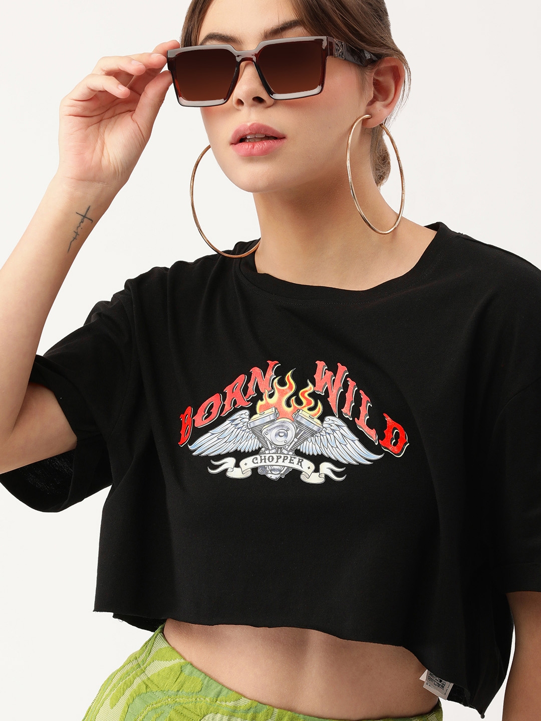 Buy Forever 21 Women Black Graphic Printed Boxy Crop Top Tops For
