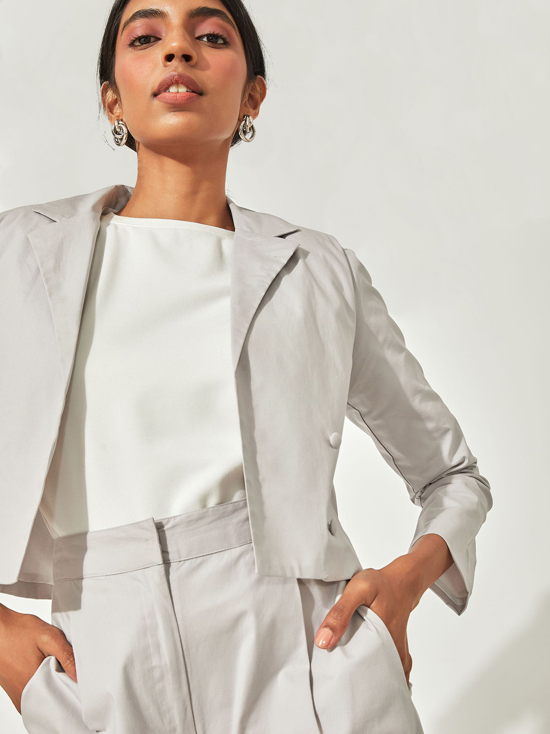 Buy The Label Life Women Grey Solid Pure Cotton Cropped Lapel Blazer ...
