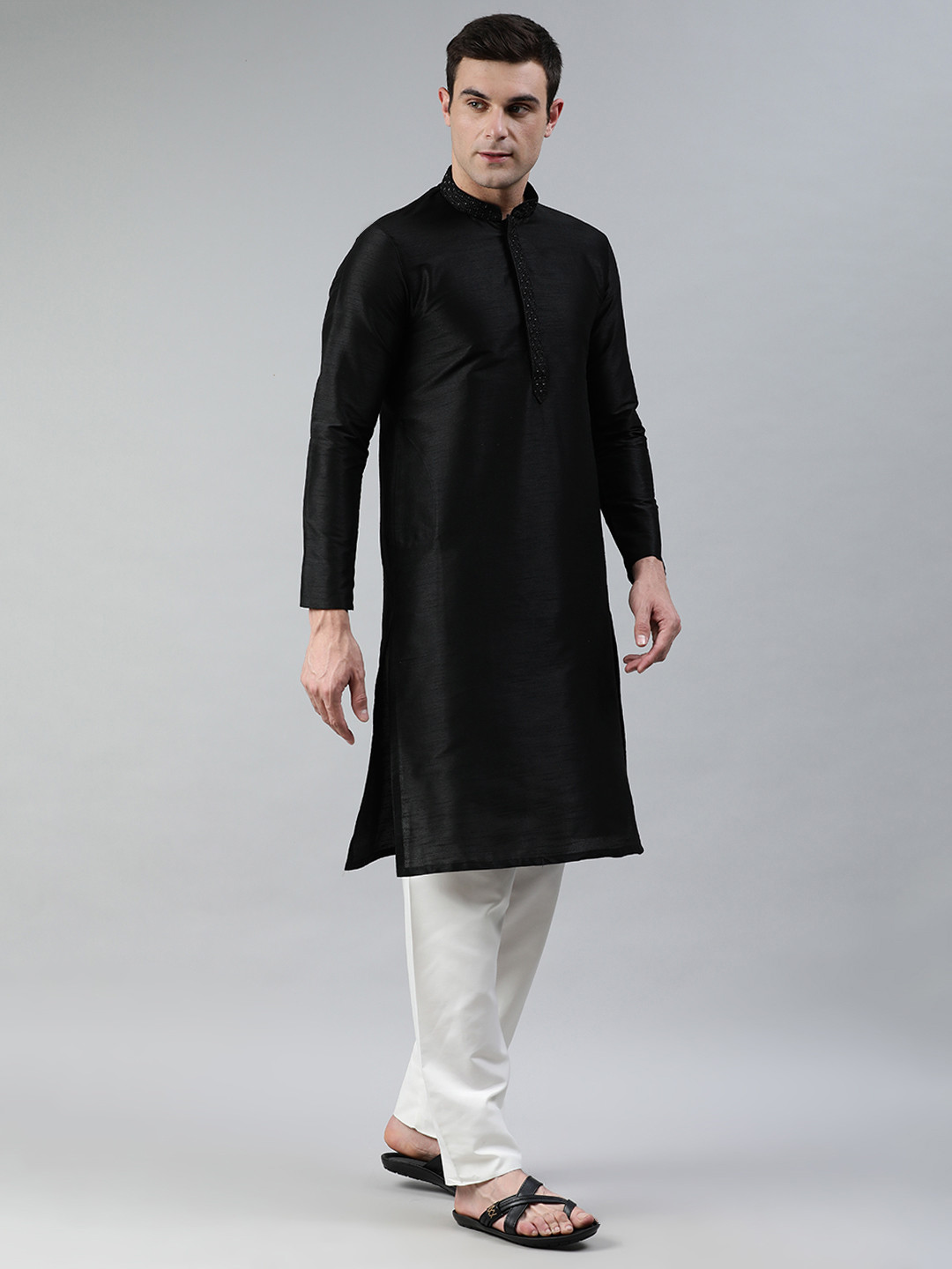 Buy Manthan Men Black Solid Kurta - Kurtas for Men 18325308 | Myntra