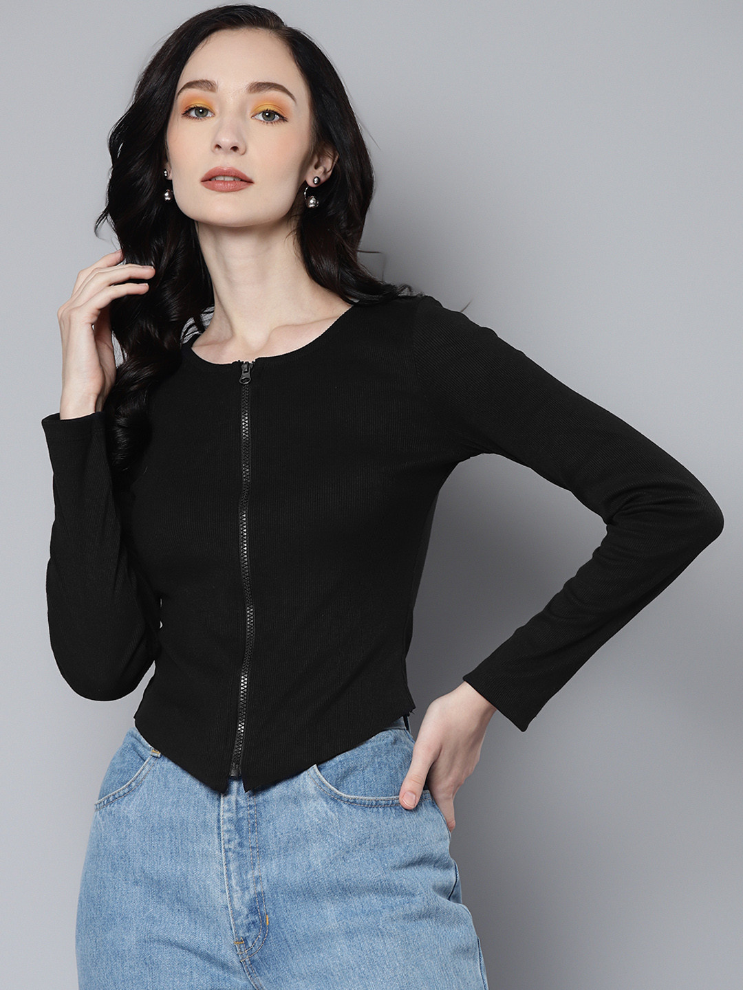 Buy SASSAFRAS Black Solid Top - Tops for Women 18336916 | Myntra
