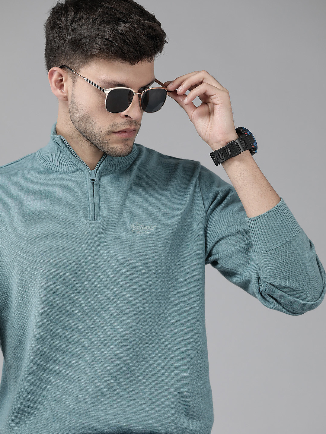 Buy Roadster Men Blue Solid Pullover - Sweaters for Men 18337506 | Myntra