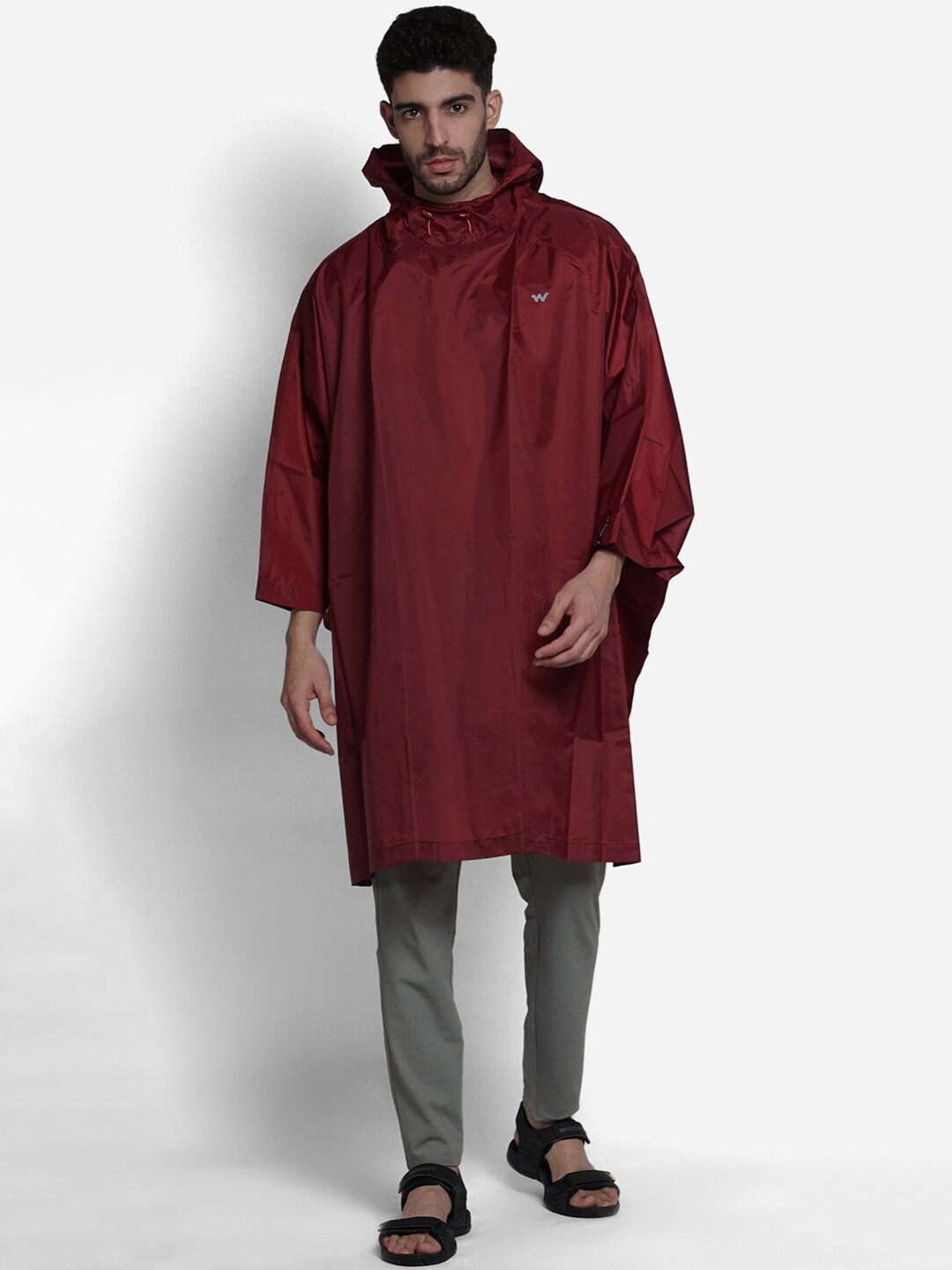 Buy Wildcraft Men Maroon Solid Rain Jacket - Rain Jacket for Men ...