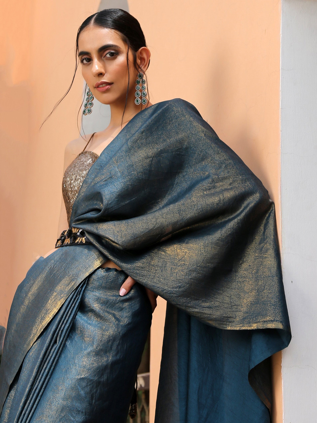 Buy Swtantra Gold Toned & Black Waist Chain - Saree Accessories for ...