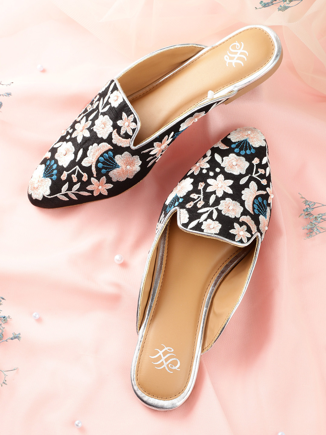 Buy House Of Pataudi Women Black Floral Woven Design Ethnic Mules With ...