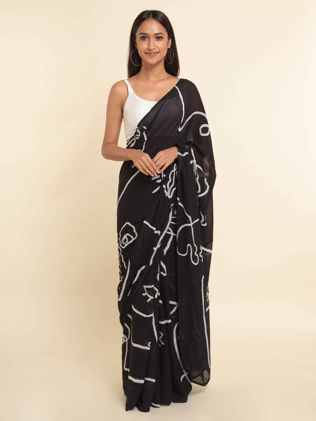 Buy Suta Black & White Saree - Sarees for Women 18390780 | Myntra