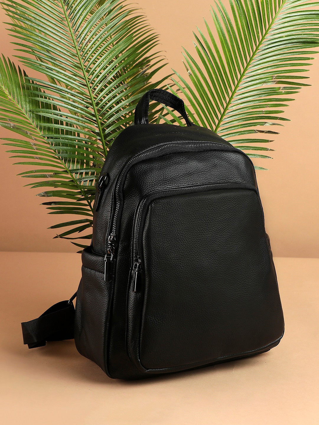 Buy HAUTE SAUCE By Campus Sutra Women Black Textured Backpack ...