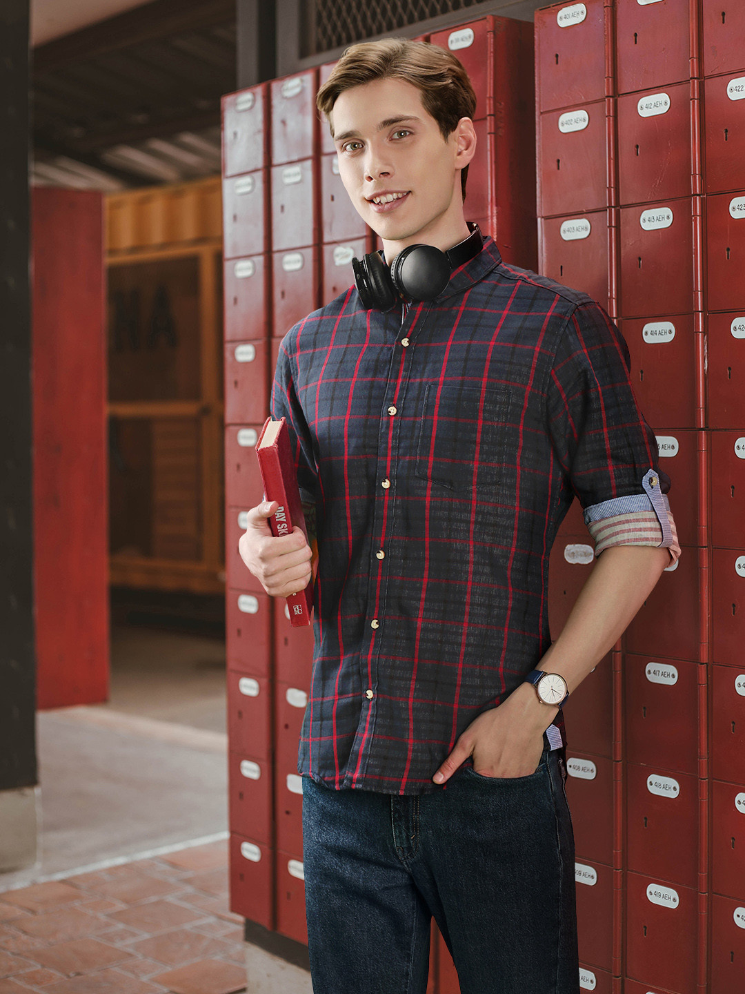 Buy Harvard Men Navy & Red Checked Slim Fit Casual Shirt - Shirts for ...