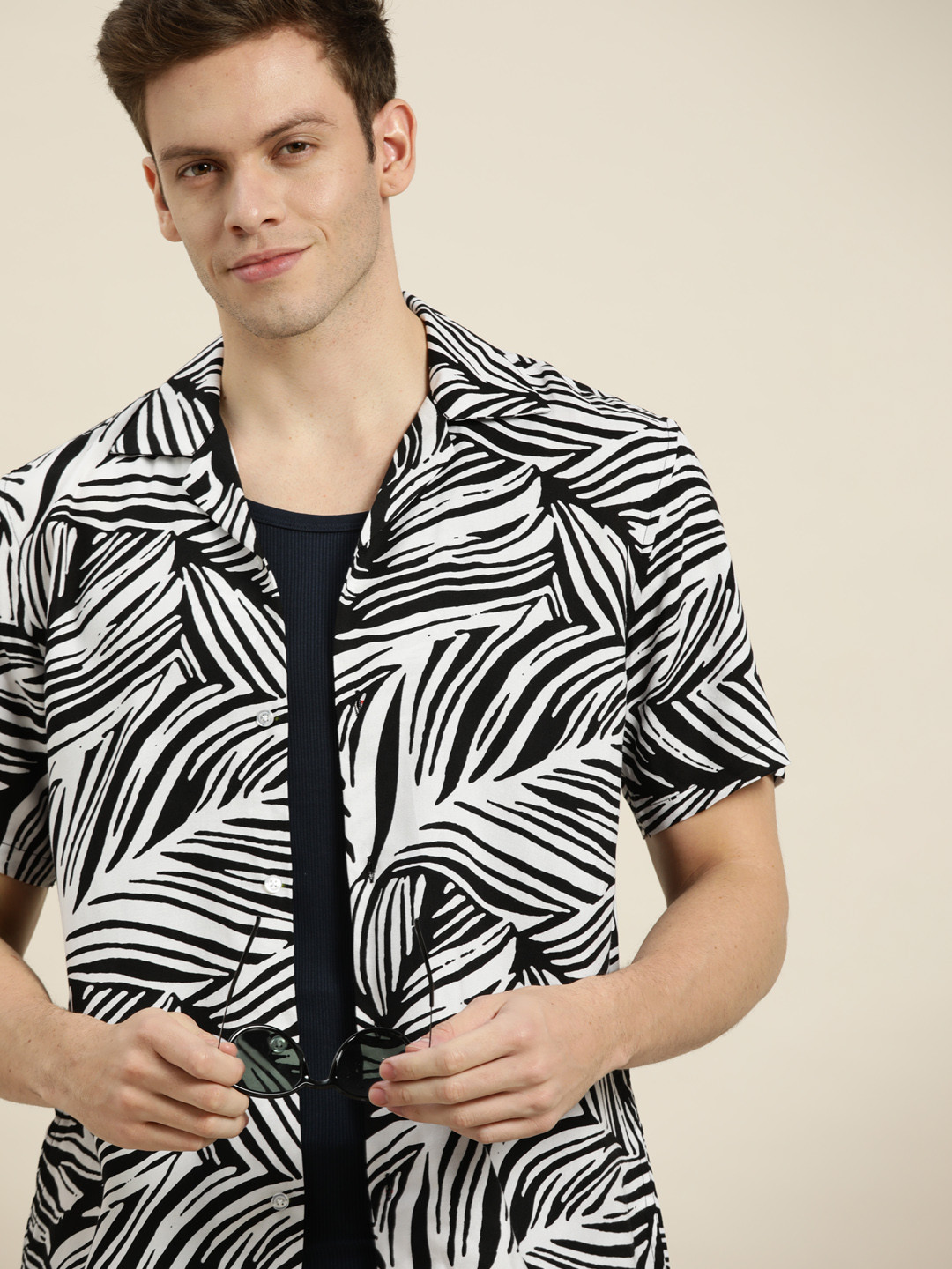Buy Hancock Men Black Floral Printed Relaxed Fit Casual Shirt - Shirts ...