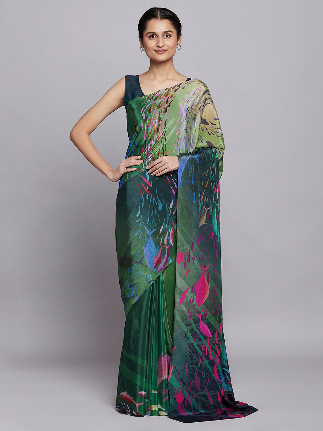 Buy Navyasa Green & Blue Saree - Sarees for Women 18512340 | Myntra