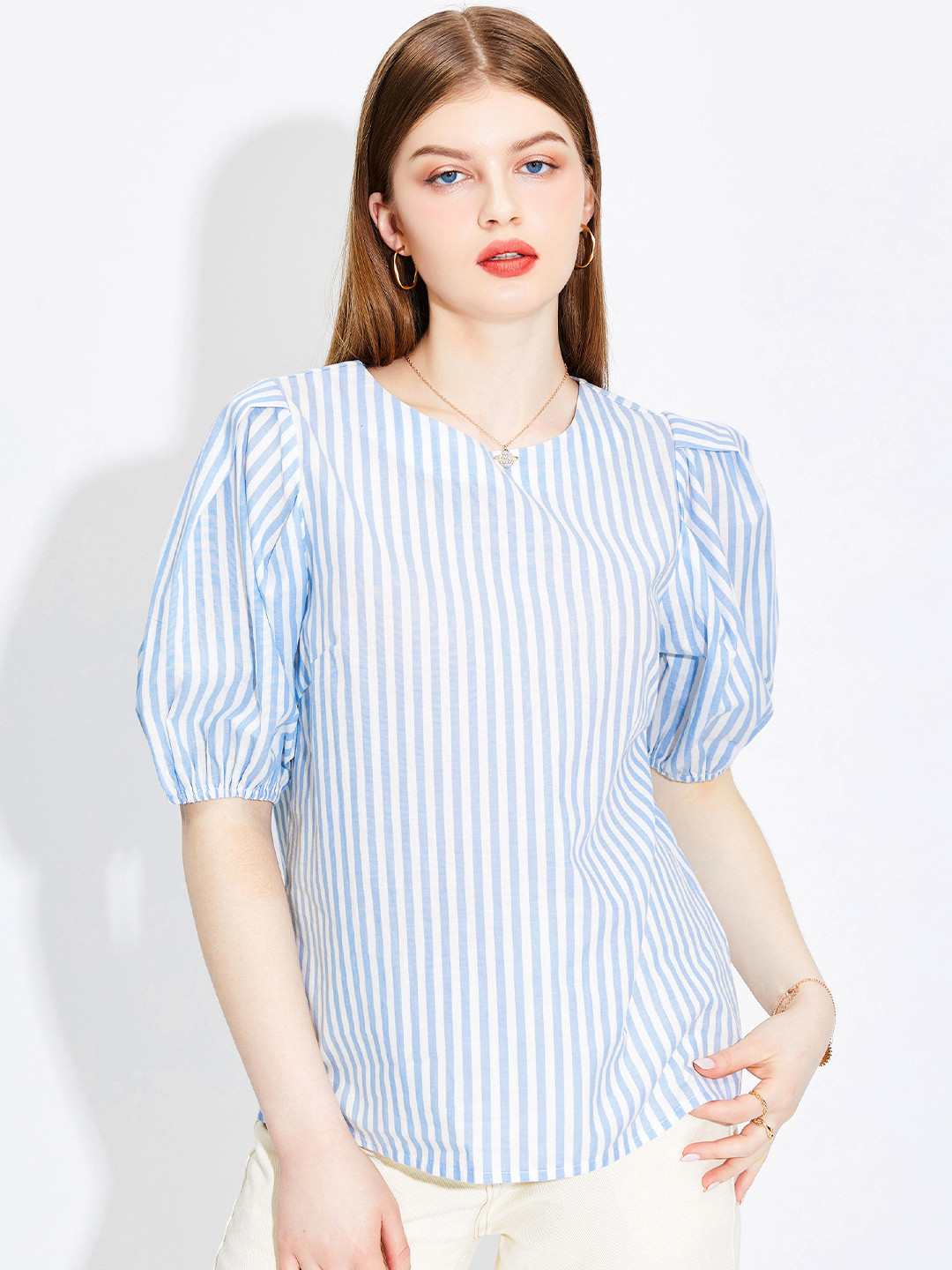 Buy URBANIC Blue Floral Print Top - Tops for Women 18525600 | Myntra