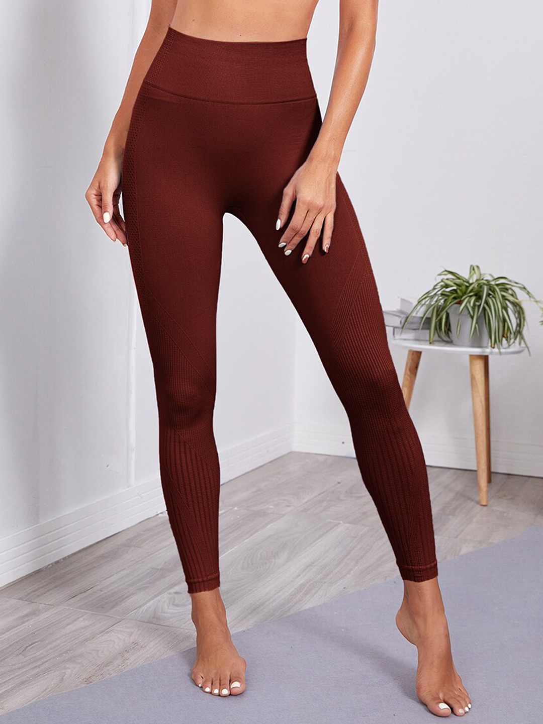 Buy URBANIC Women Red Solid Sports Tights - Tights for Women 18592810 ...