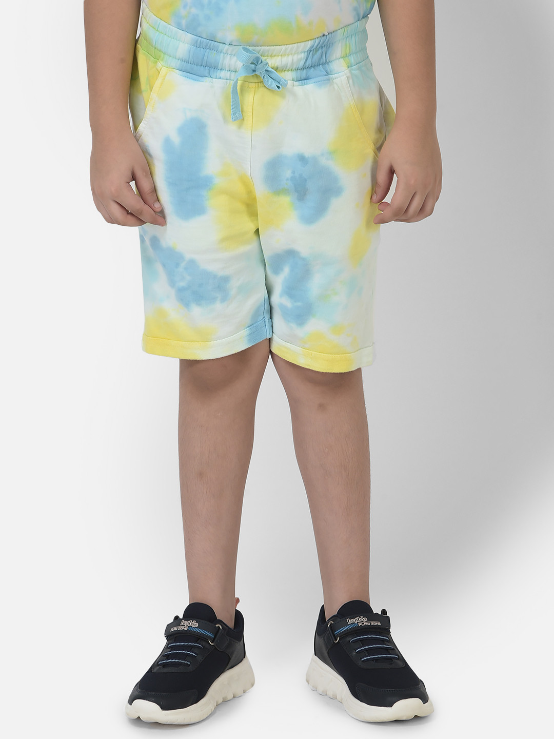 Buy Cub McPaws Boys White Printed Regular Fit Shorts - Shorts for Boys ...