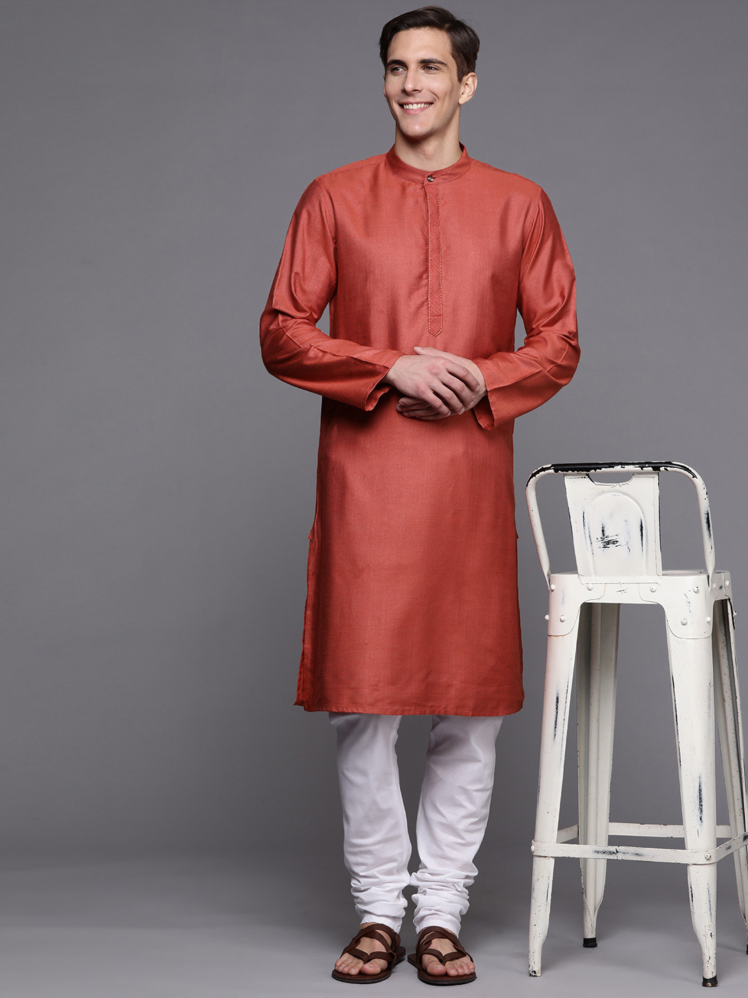 Buy Fabindia Men Red Solid Slim Fit Straight Kurta - Kurtas for Men ...