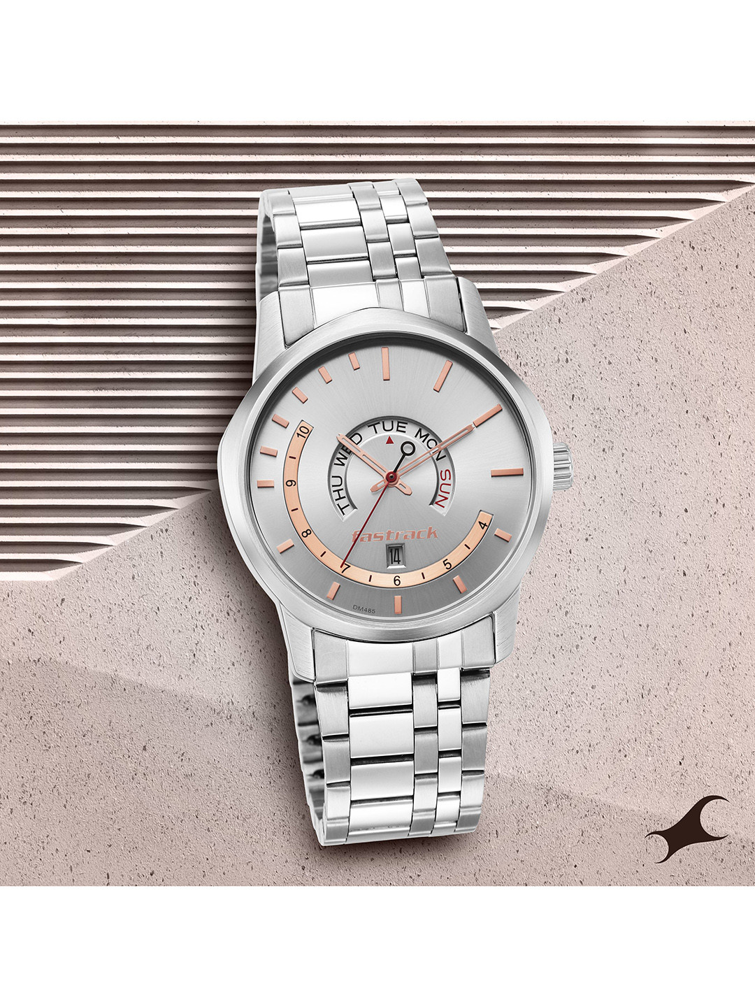 Buy Fastrack Men Brass Mother Of Pearl Dial & Stainless Steel Bracelet ...