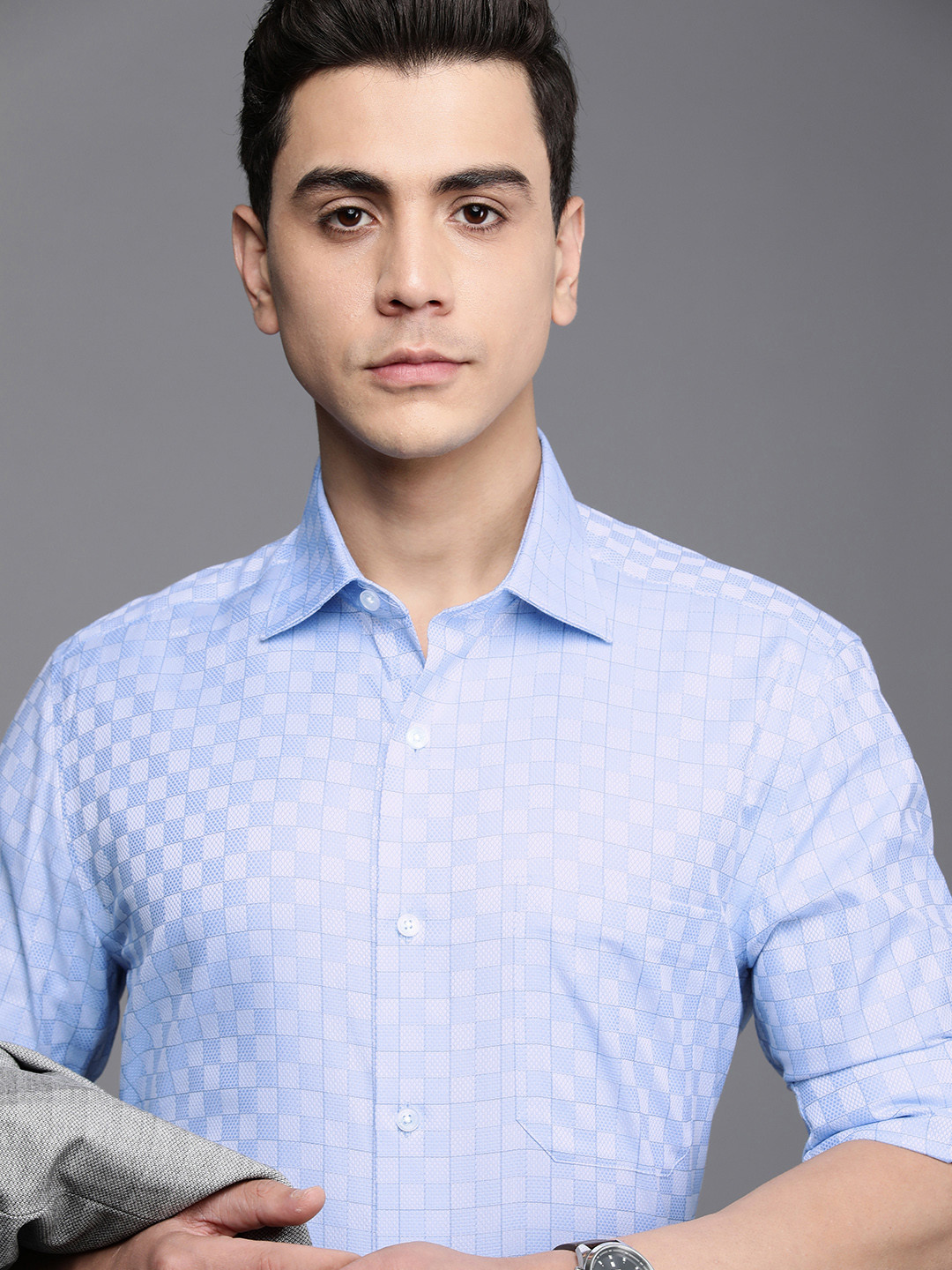 Buy Louis Philippe Gods & Kings Men Blue & White Classic Fit Giza ...