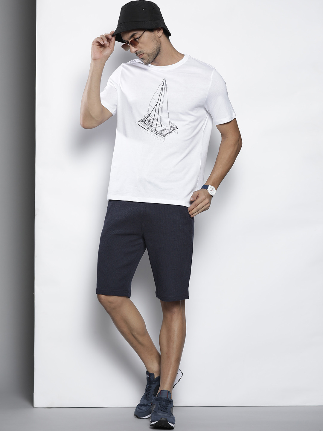 Buy DeFacto Men Navy Blue Solid Knitted Shorts - Shorts for Men ...