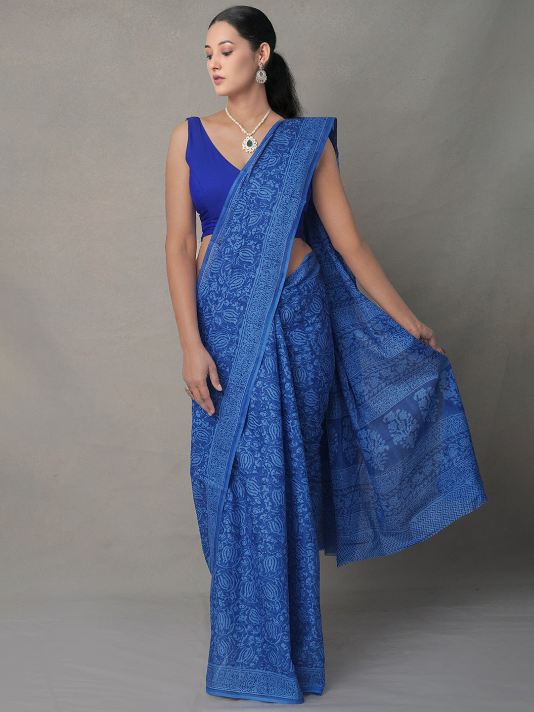 Buy Unnati Silks Blue Ethnic Motifs Pure Cotton Block Print Saree ...