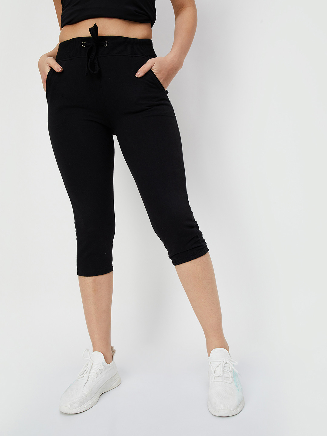 Buy Max Women Black Capris - Capris for Women 18782506 | Myntra