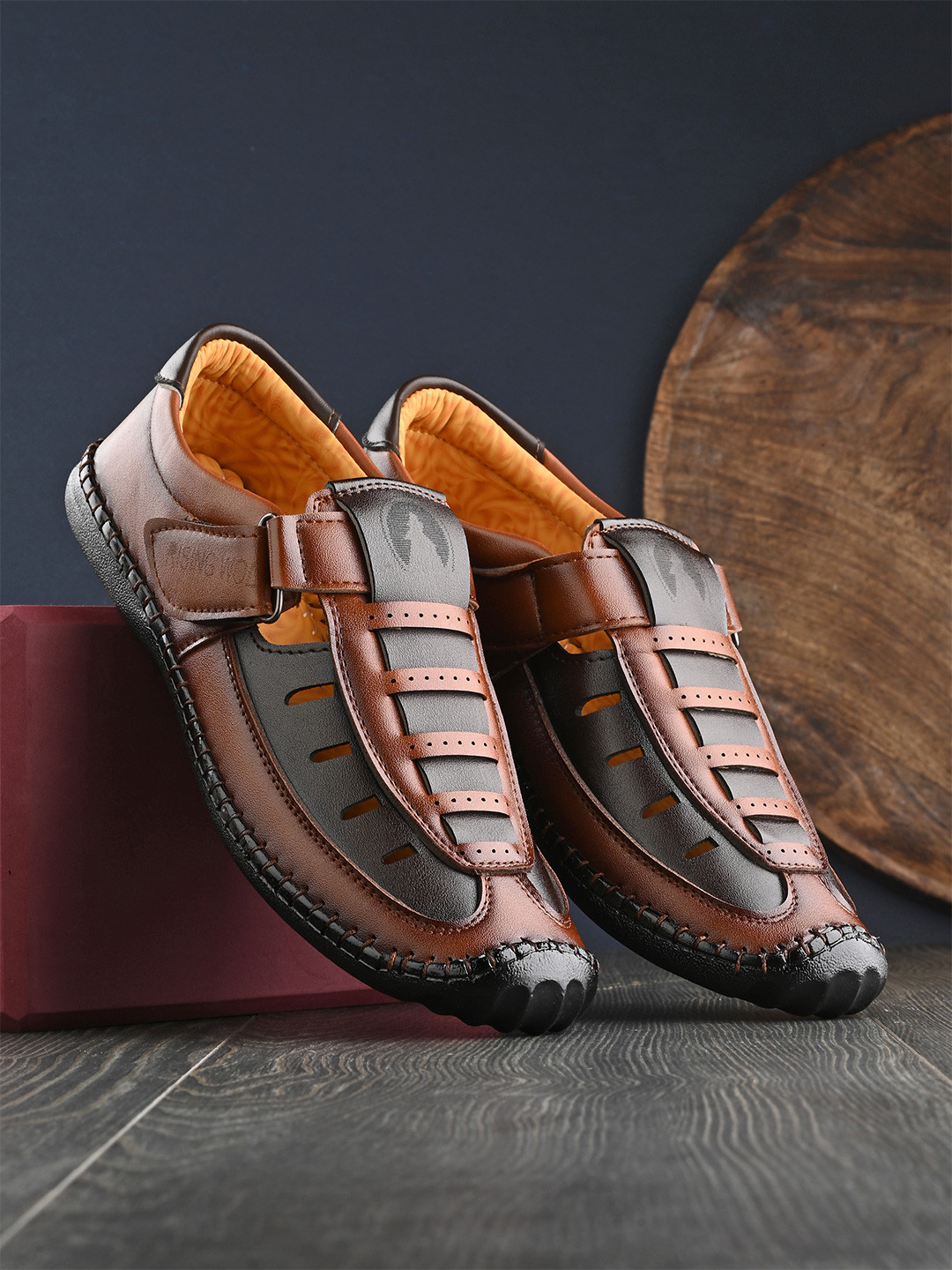 Buy Rising Wolf Men Black & Brown Comfort Sandals - Sandals for Men ...