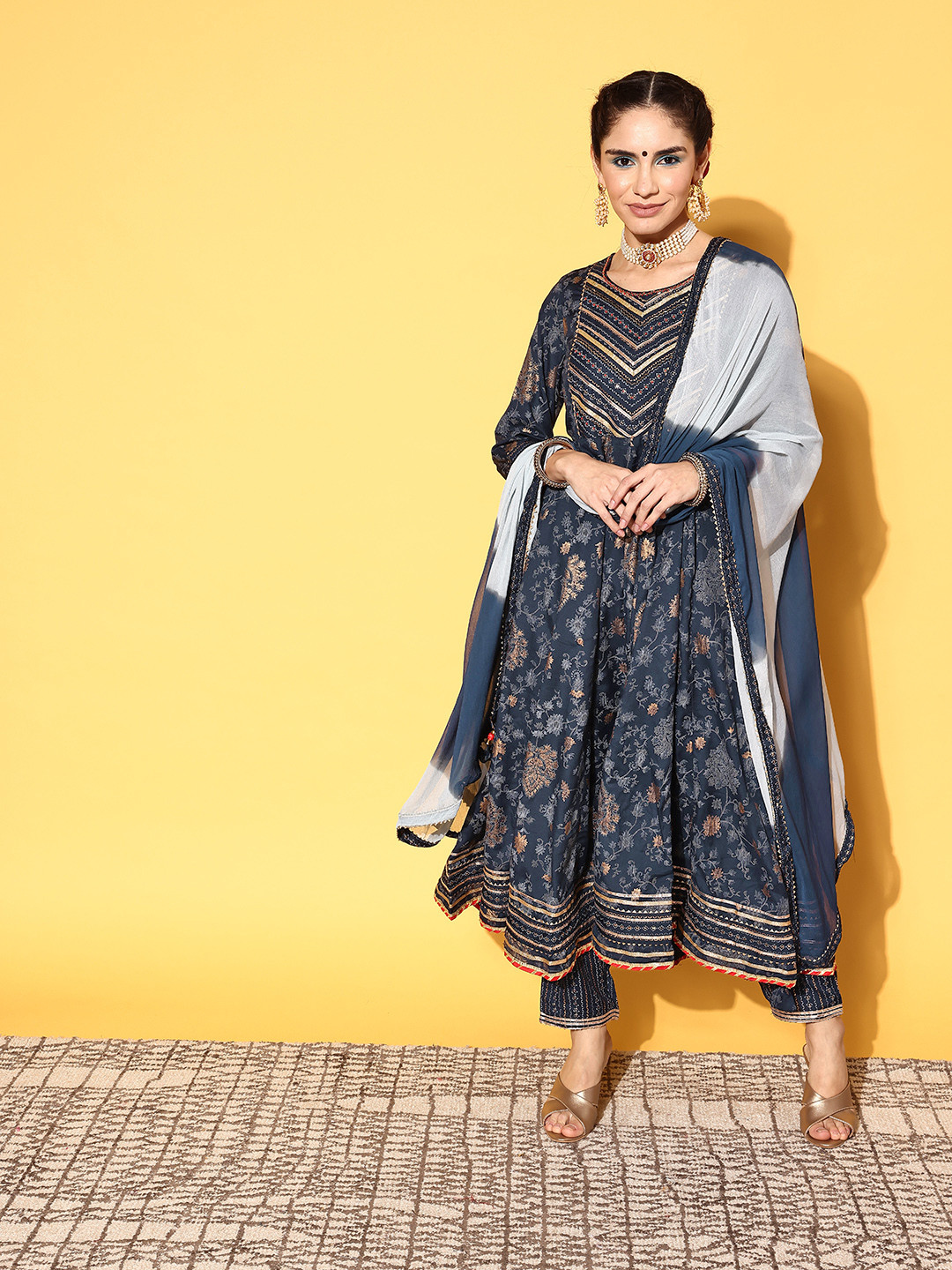 Buy ZOLA Women Ethnic Motifs Polyester Print Parade Kurta Set - Kurta ...