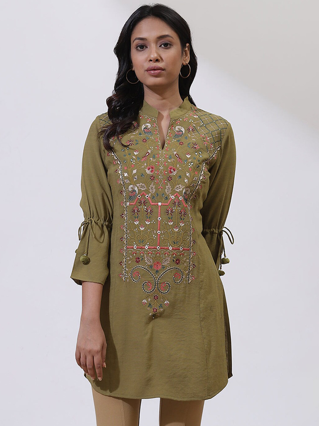 Buy Lakshita Green & Butternut Floral Embroidered Thread Work Thread ...