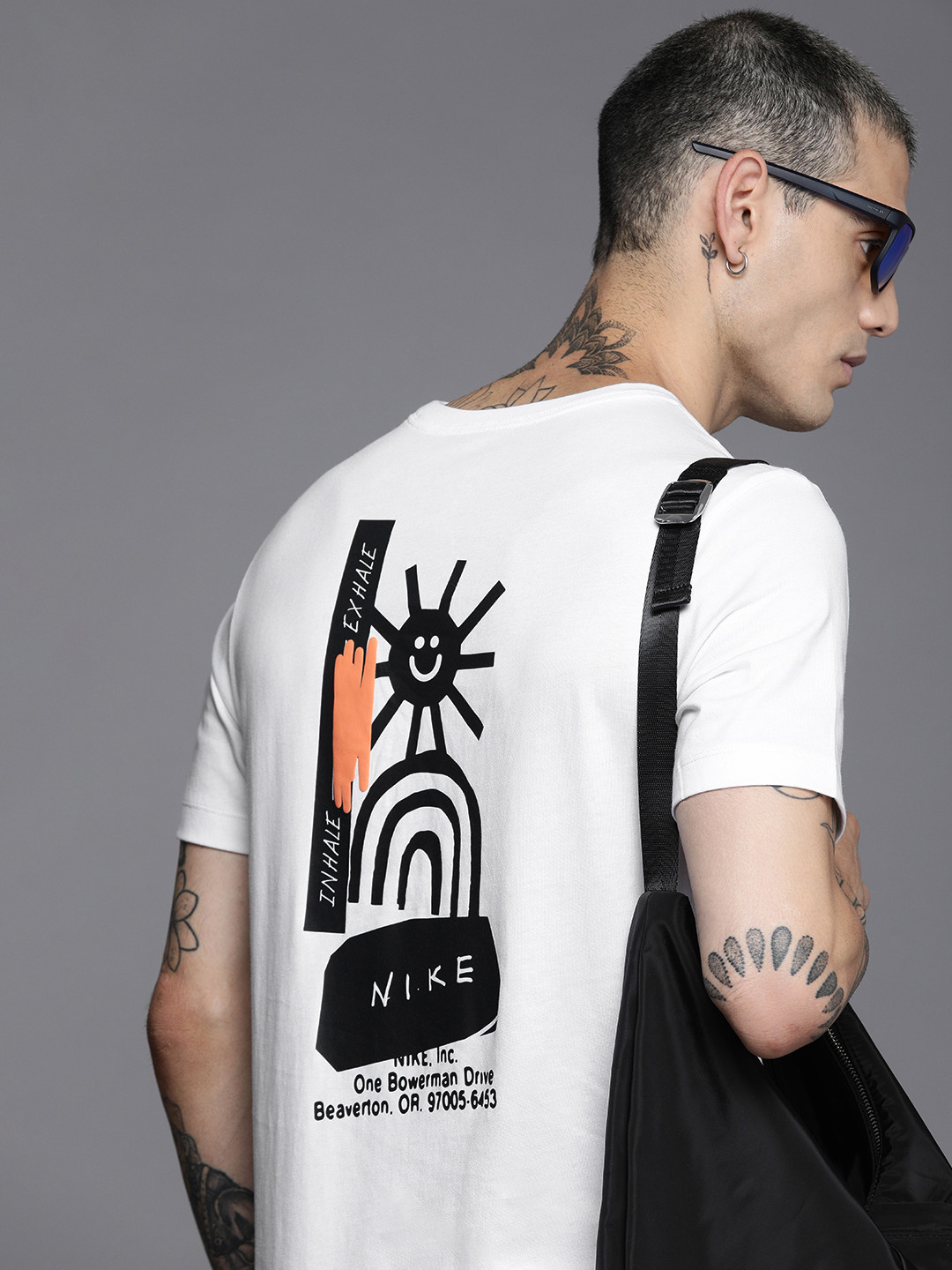 Buy Nike Men White & Black Printed Statement LBR T Shirt - Tshirts for ...