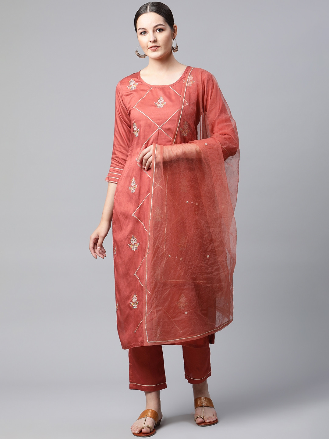 Buy SheWill Women Rust Red Ethnic Motifs Embroidered Gotta Patti Kurta ...