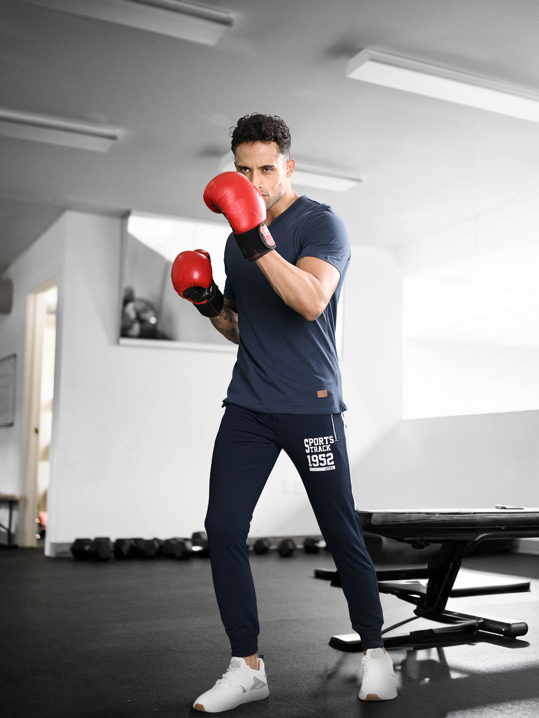 Buy Puma Men Black King Joggers With Contrast Regular Fit Tipping ...