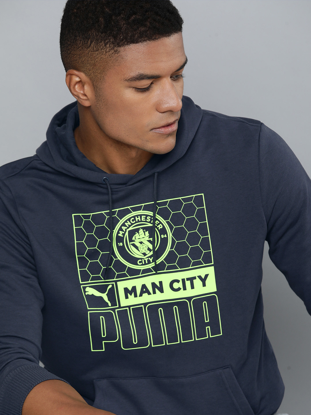 Buy Puma Men Navy Blue Printed Manchester City Hooded Football ...
