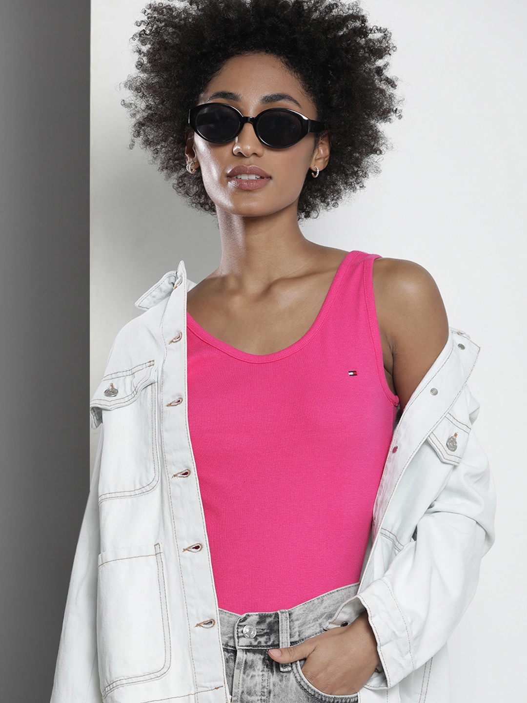 Buy Tommy Hilfiger Women Pink Solid Scoop Neck Tank Top Tops For