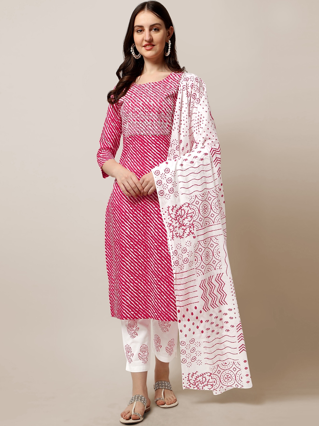 Buy MIRCHI FASHION Women Plus Size Red Printed Kurti With Trousers ... Buy MIRCHI FASHION Women Plus Size Red Printed Kurti With Trousers ...