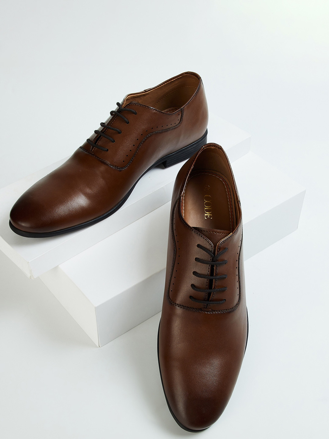 Buy CODE By Lifestyle Men Brown Colourblocked Oxfords - Casual Shoes ...
