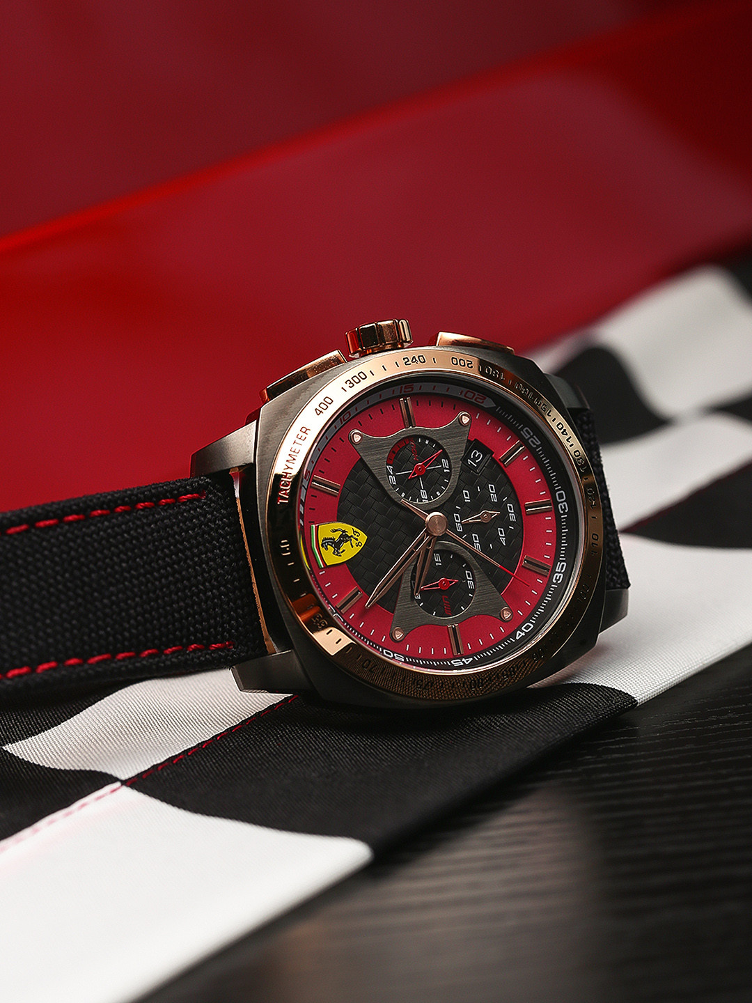 Buy SCUDERIA FERRARI Men Red & Black Analogue Watch - Watches for Men ...