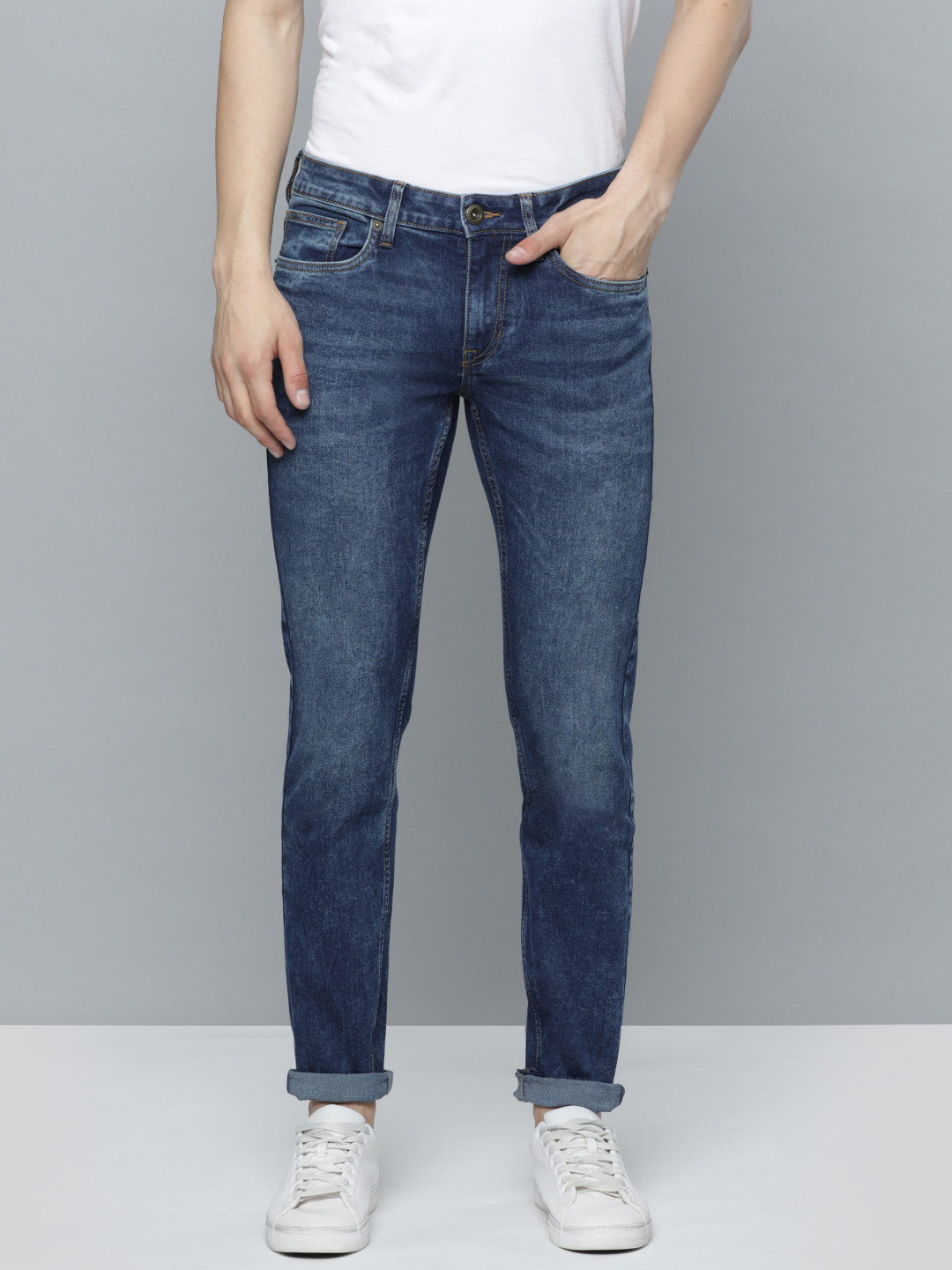 Buy Flying Machine Men Blue Skinny Fit Light Fade Stretchable Jeans ...