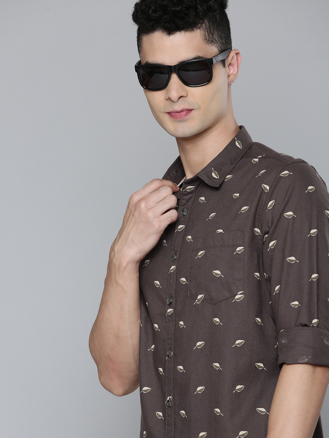 Buy Flying Machine Men Brown Slim Fit Printed Pure Cotton Casual Shirt ...